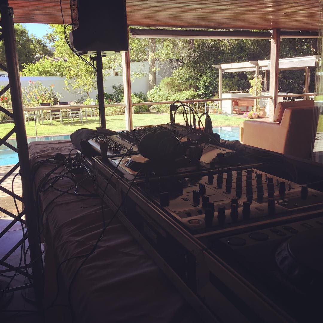 DJ NEIL - CAPE DJ COMPANY